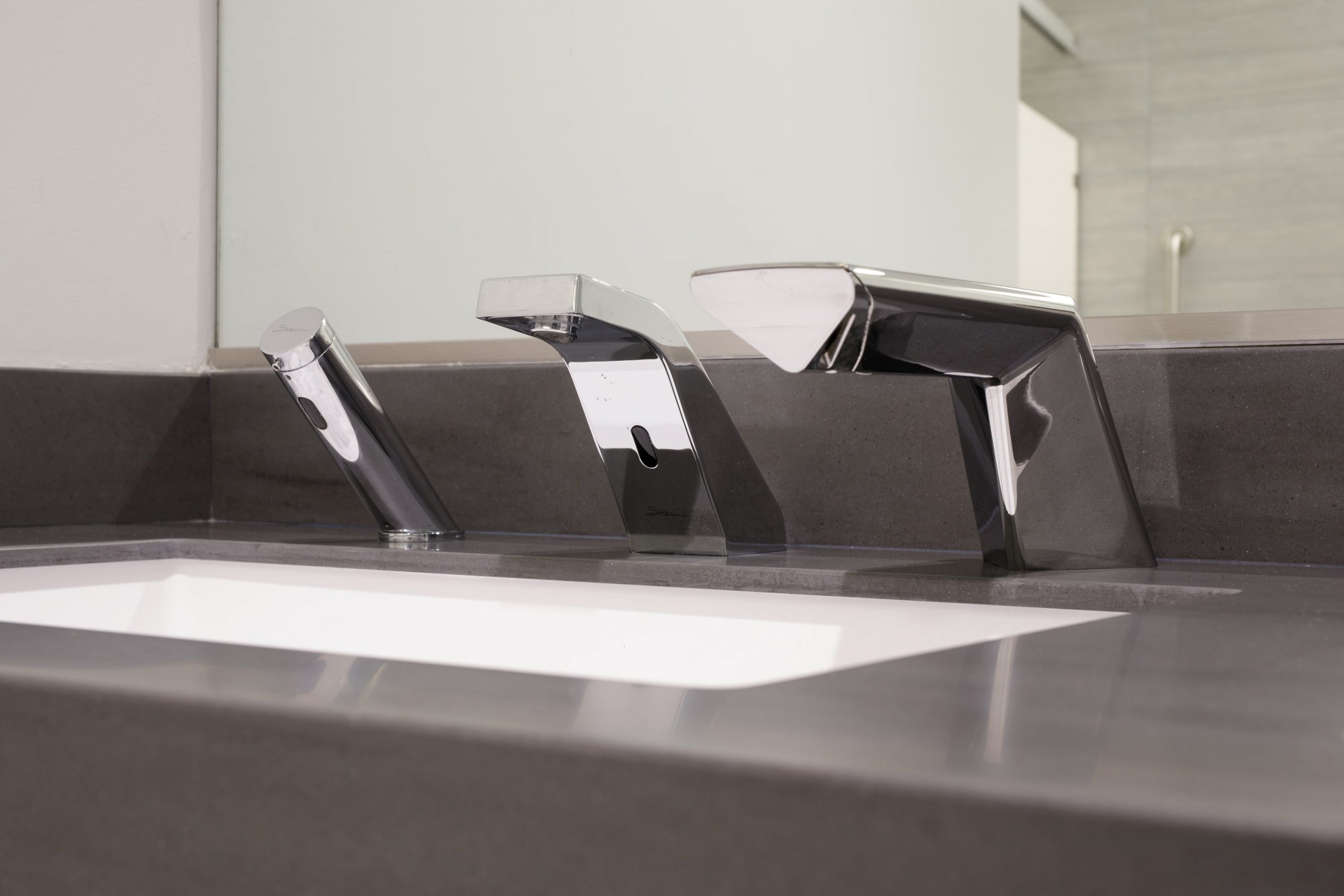 XLERATORsync® Hand Dryer, the Elegant Sink Mounted Hand Dryer